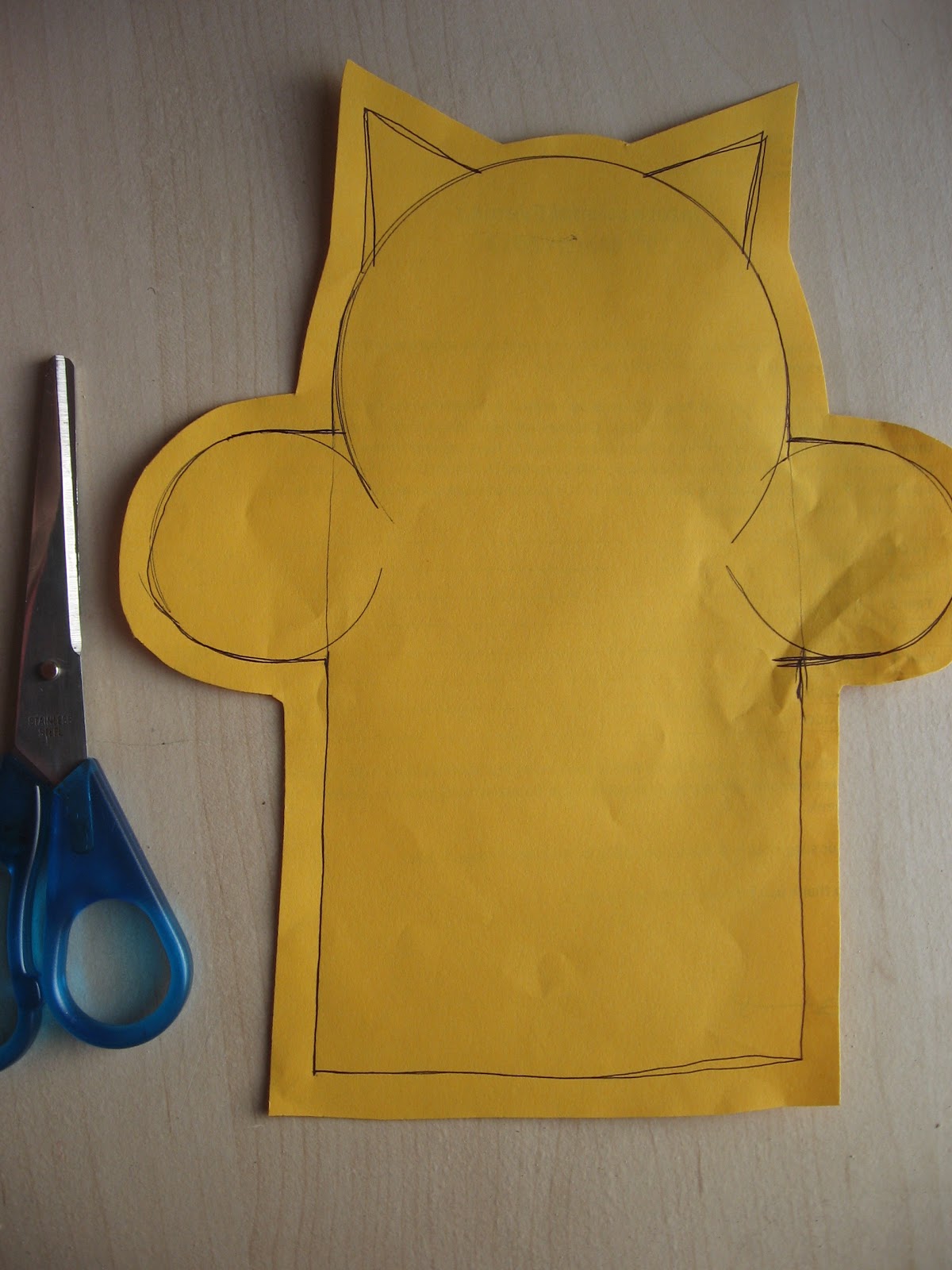 Upcycled Creatively: Cat puppet made from an old jumper - Tutorial