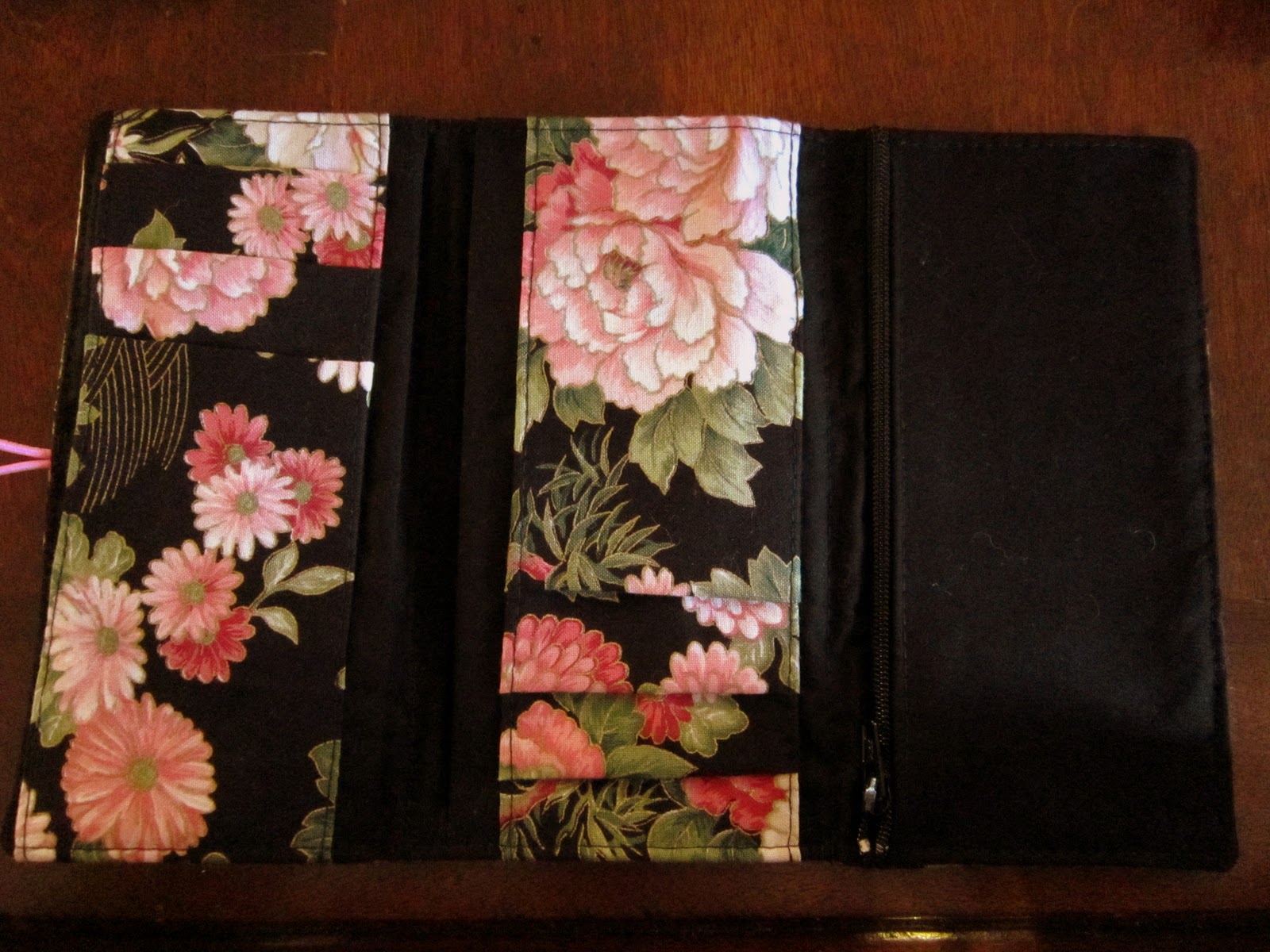 The Craft Pack: beautiful, unique tri-fold wallet!