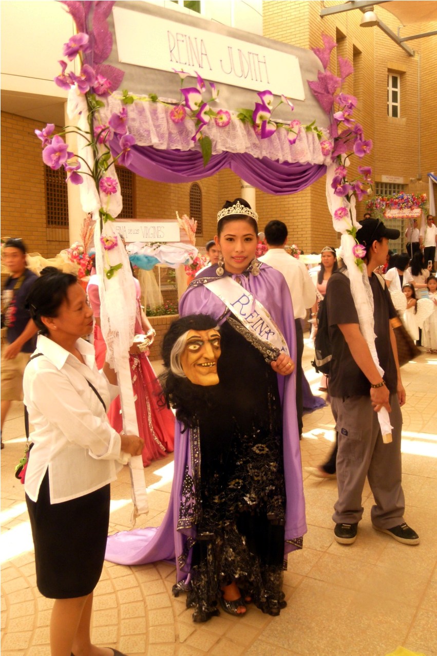 the viewing deck: Middle East 2012 Santacruzan (Flores de Mayo)