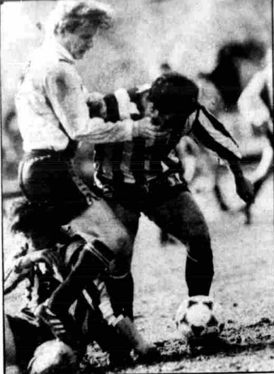 Η ΙΣΤΟΡΙΑ ΤΟΥ ΑΘΗΝΑΪΚΟΥ: 1991-92 Α΄ΕΘΝΙΚΗ 12η ΘΕΣΗ
