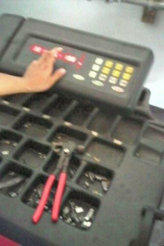 Cara Menggunakan Mesin Balancing Roda Yang Baik Dan Benar - Info Ban