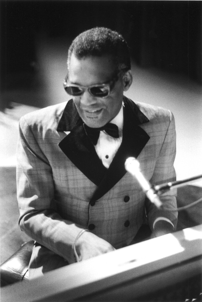 Ray Charles Video Museum: Ray Charles Is In Town - Chronology 1972