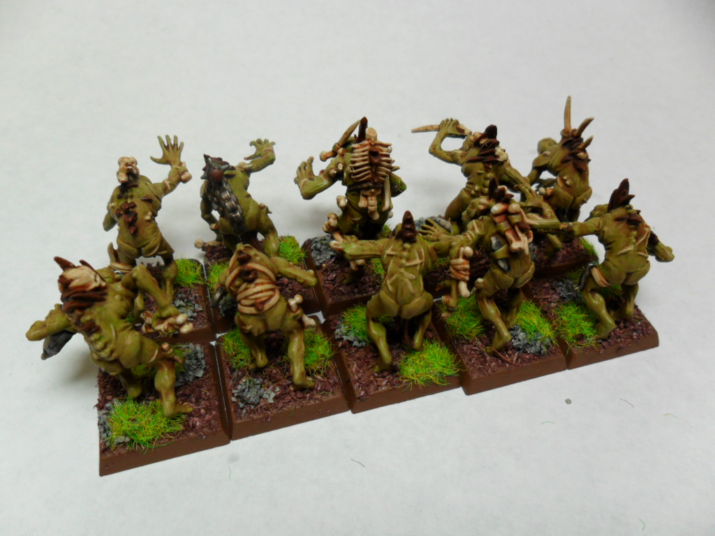 Warpstone Painting: Vampire Counts: 10 Crypt Ghouls - Painted New/Based