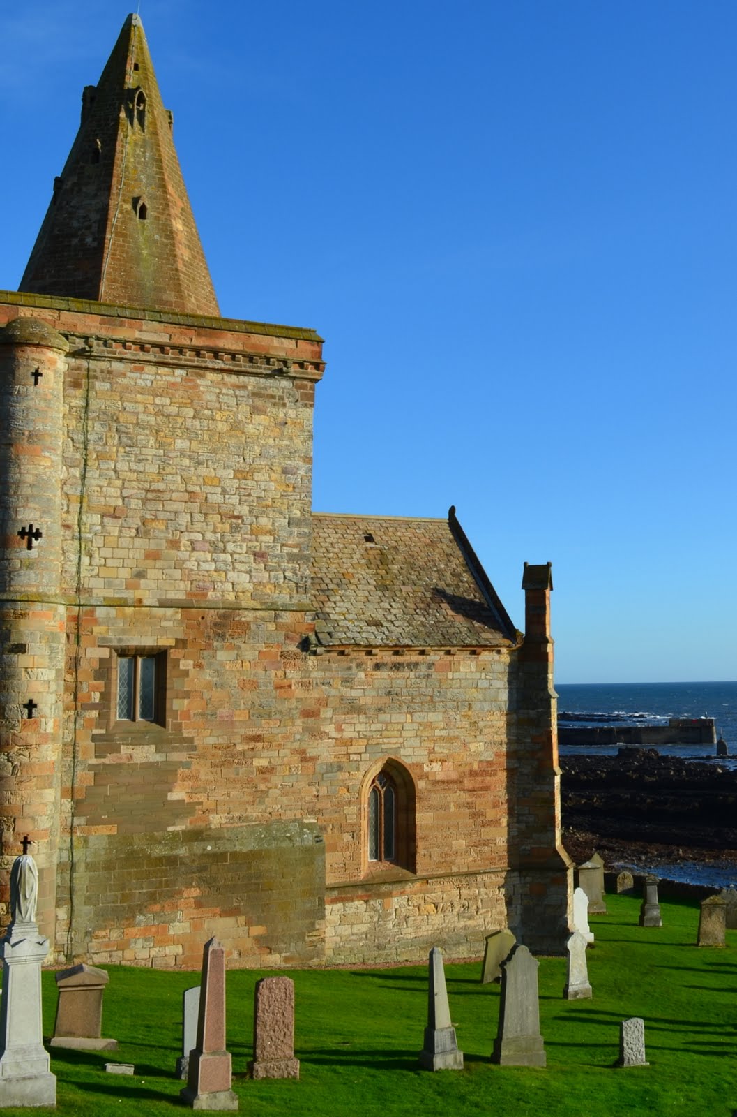 Tour Scotland: Tour Scotland Photographs Old Church St Monans East Neuk ...