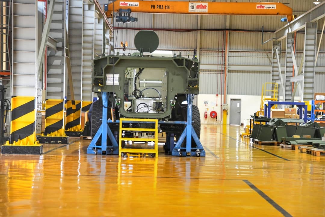 DEFENSE STUDIES: Army Commander Visited to the Defence Technologies Sdn ...