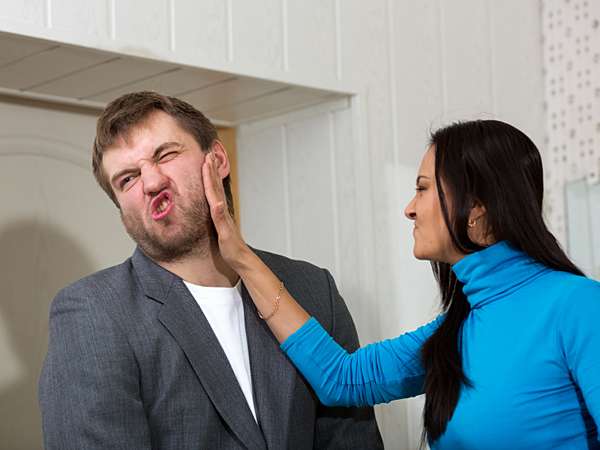 4 Reasons Why She’ll Slap You In Public - LIVEINTEL