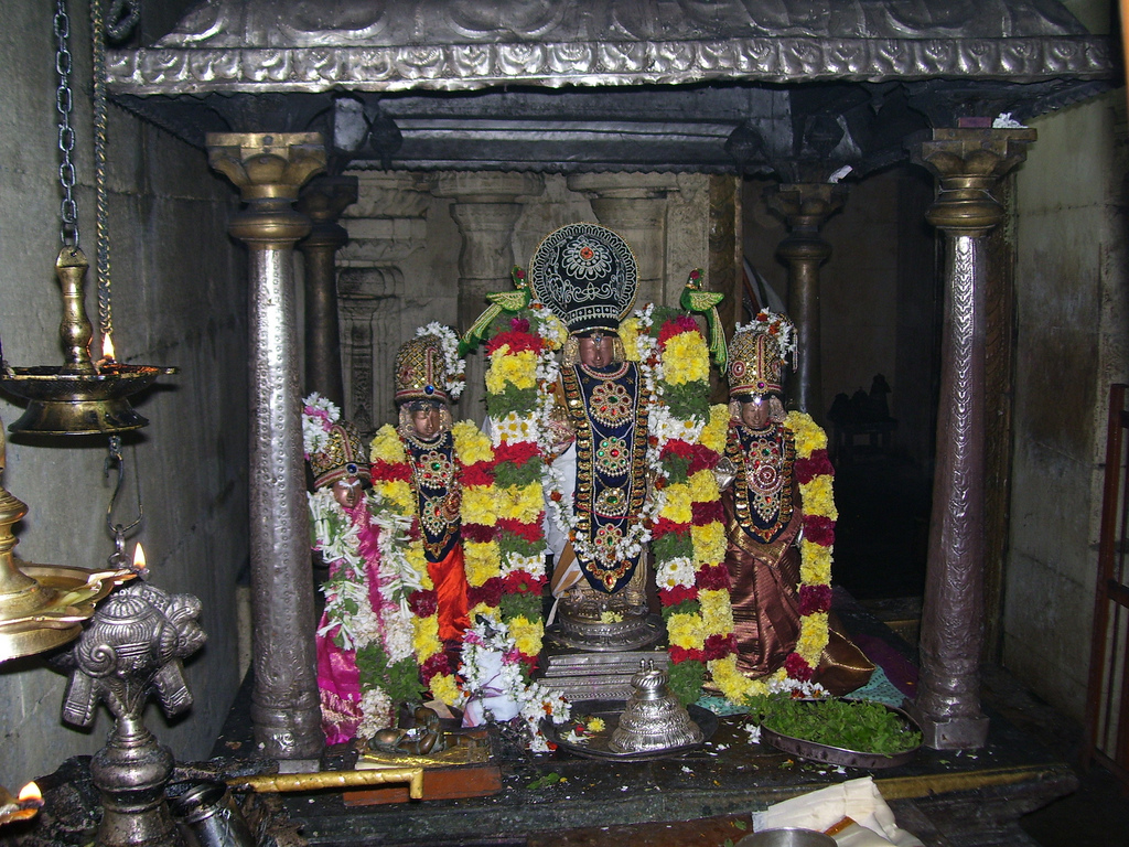 SriBhuvaraha swami temple Srimushnam: History of srimushnam and lord ...