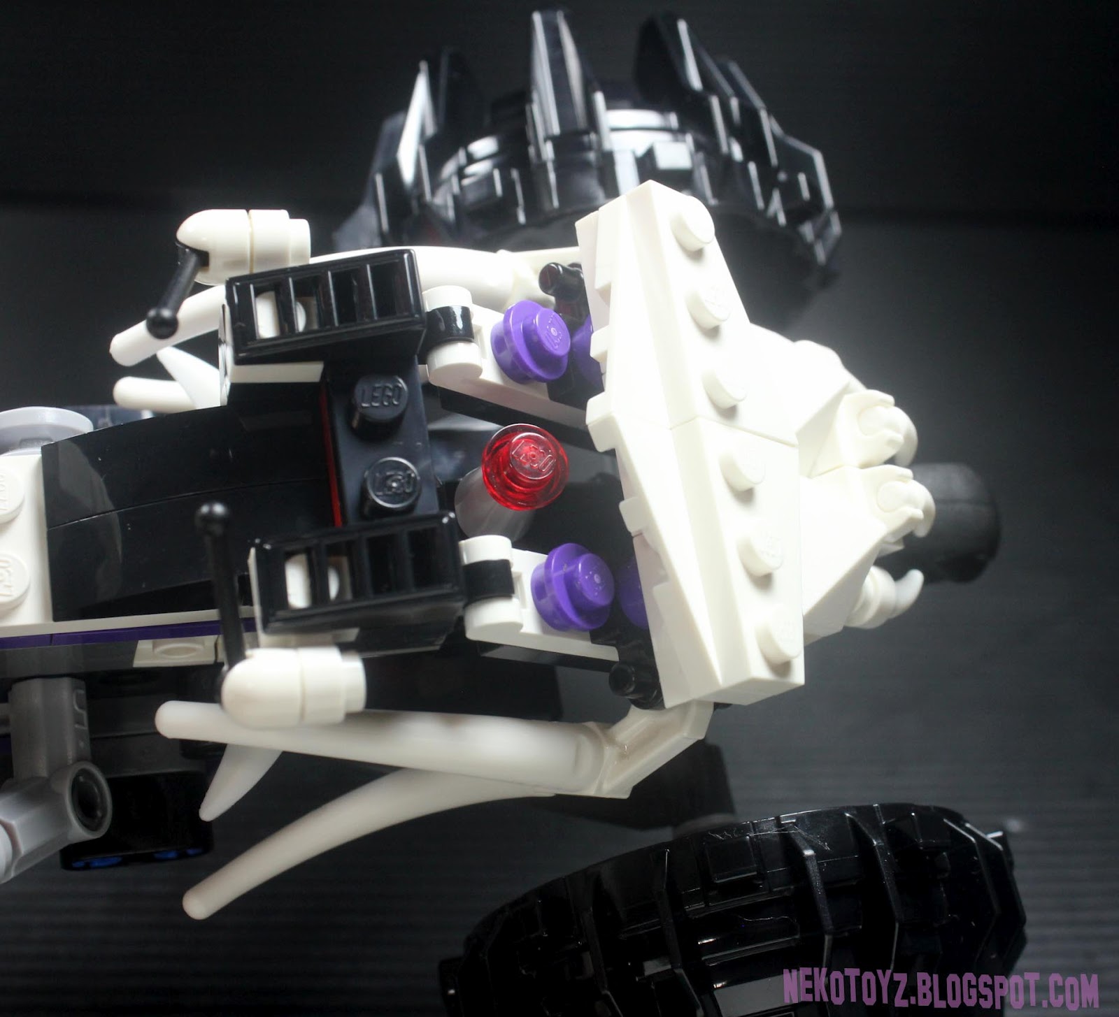 Neko Toyz: LEGO 2518 Ninjago Masters Of Spinjitsu: Nuckal's ATV Review