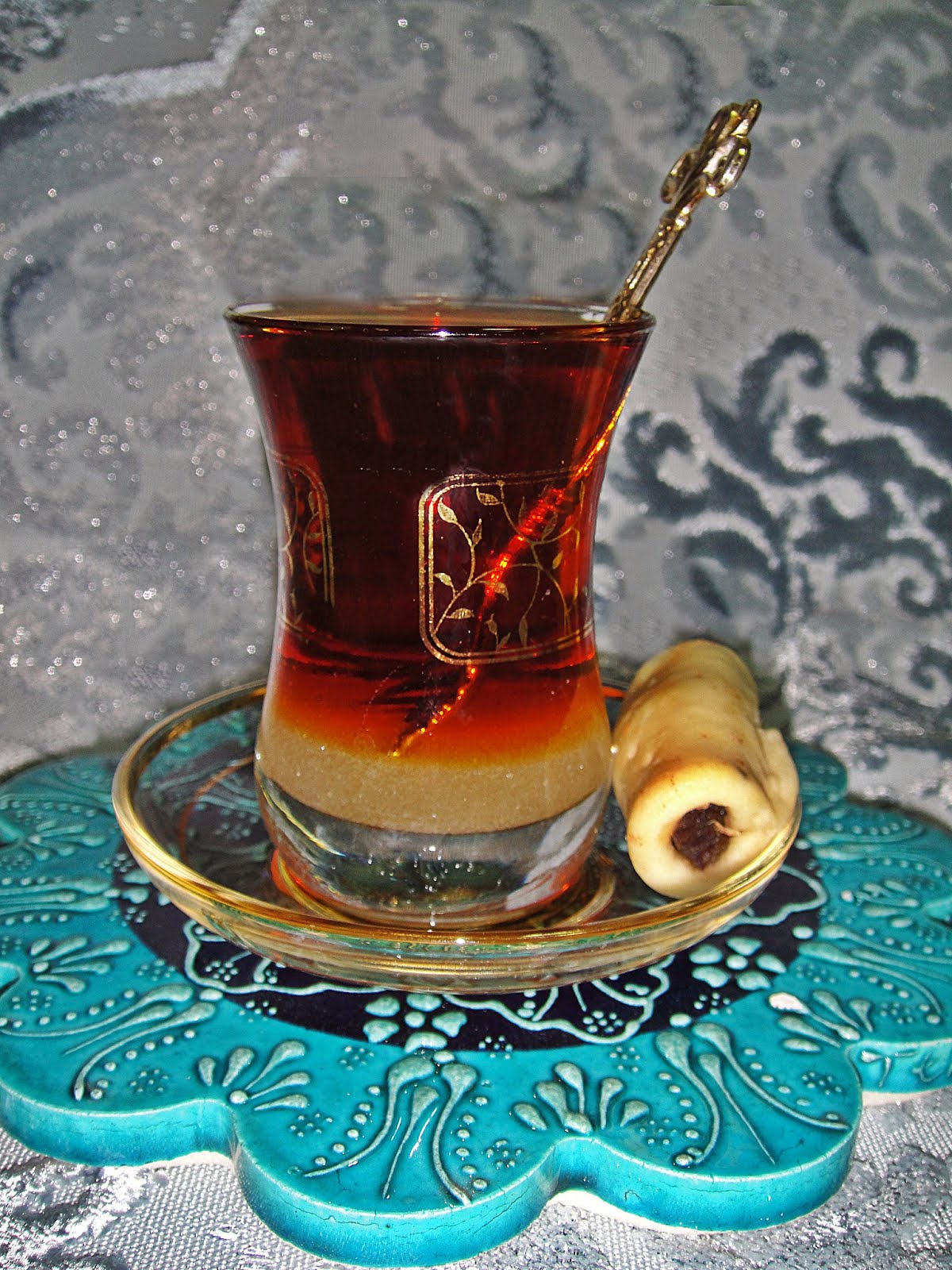 Maryam's Culinary Wonders: 305. Iraqi Tea: Chai Istikan