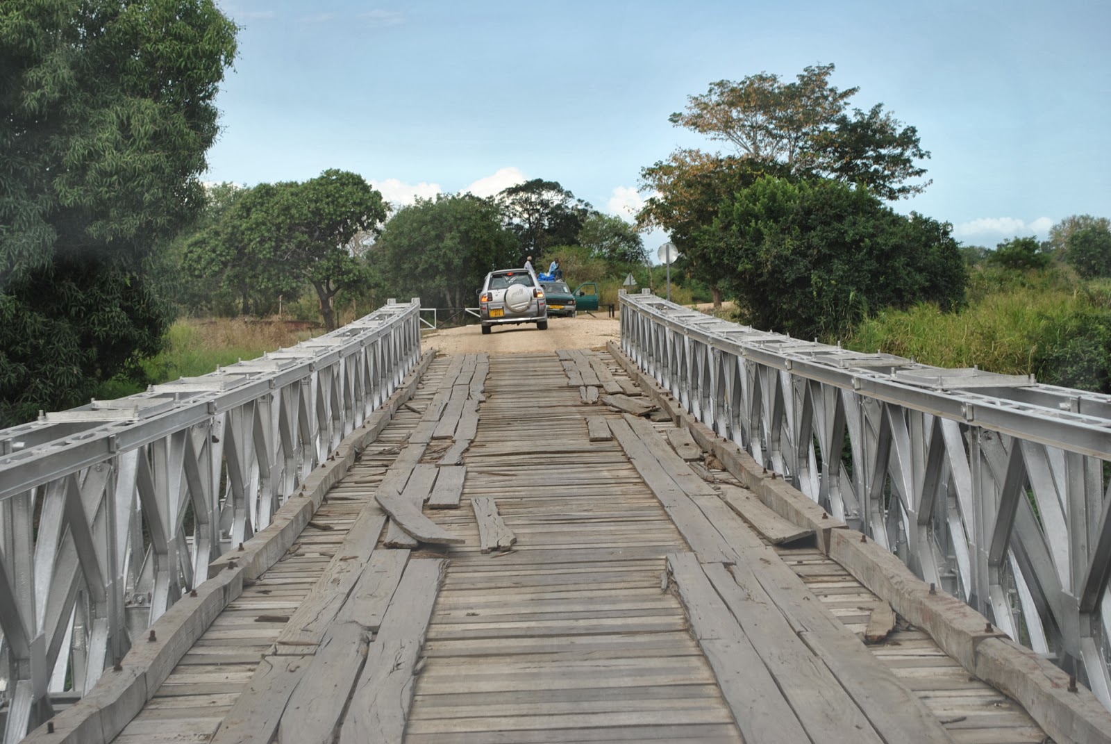T-E-M-B-E-A Tanzania: Daraja la Mto Wami - Saadani NP, Bagamoyo