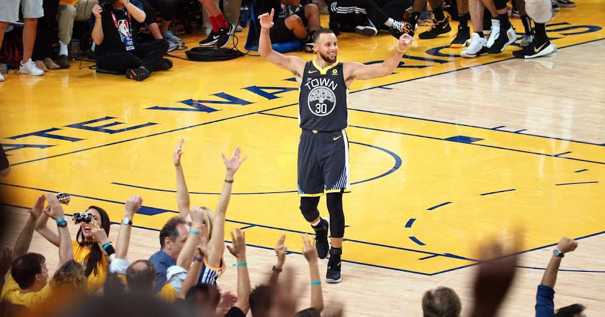 Watch Stephen Curry Drop NBA Finals Record 9 3-Pointers in Game 2 (Video) | FootBasket