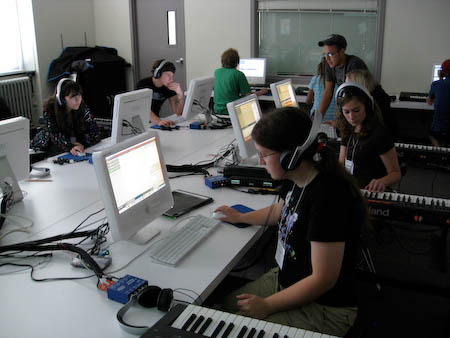 TECH this out!: MUSIC technology implementation plan for EL SALVADOR!!!