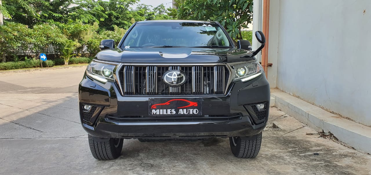 2021 Land cruiser Prado black edition Lebih Gagah dan Sporty dengan ...