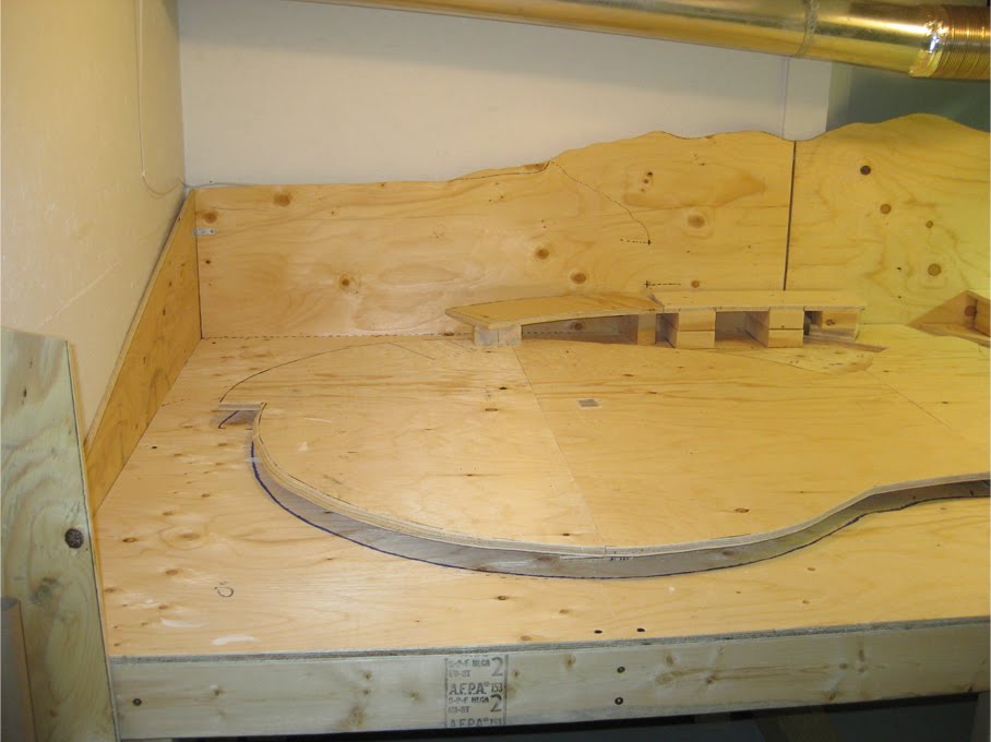 Cookie-Cutter Benchwork - TY'S MODEL RAILROAD