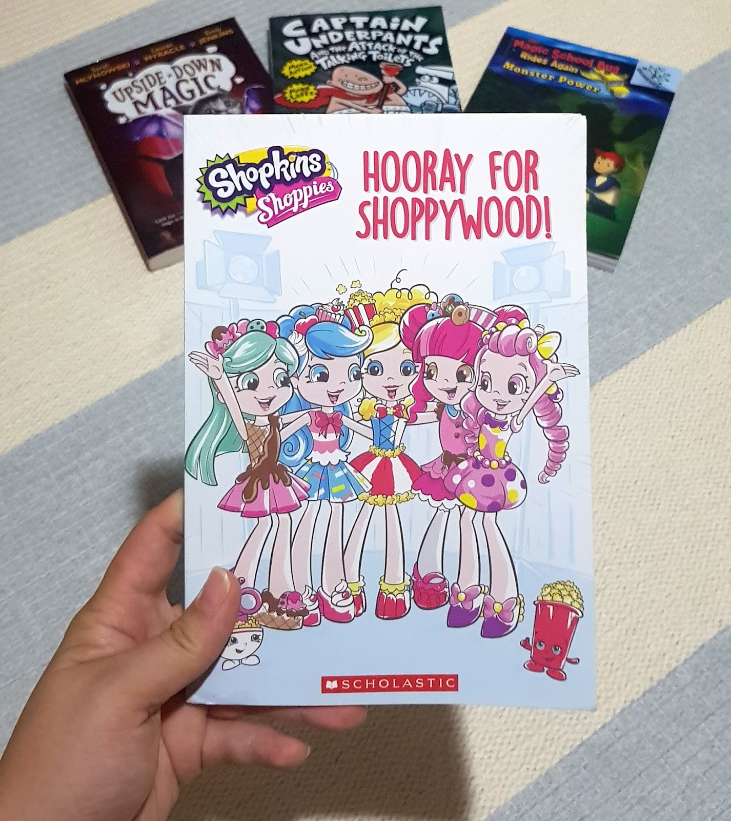 UGLYFATCHICK: Hooray for Shoppywood! (Shopkins : Shoppies) by Judy Katschke