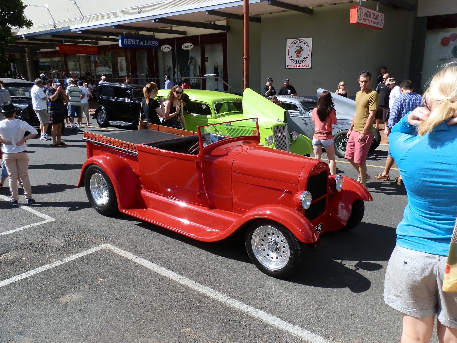 Quilty Bits from the Blue Room: Toowoomba Hot Rod Week-end