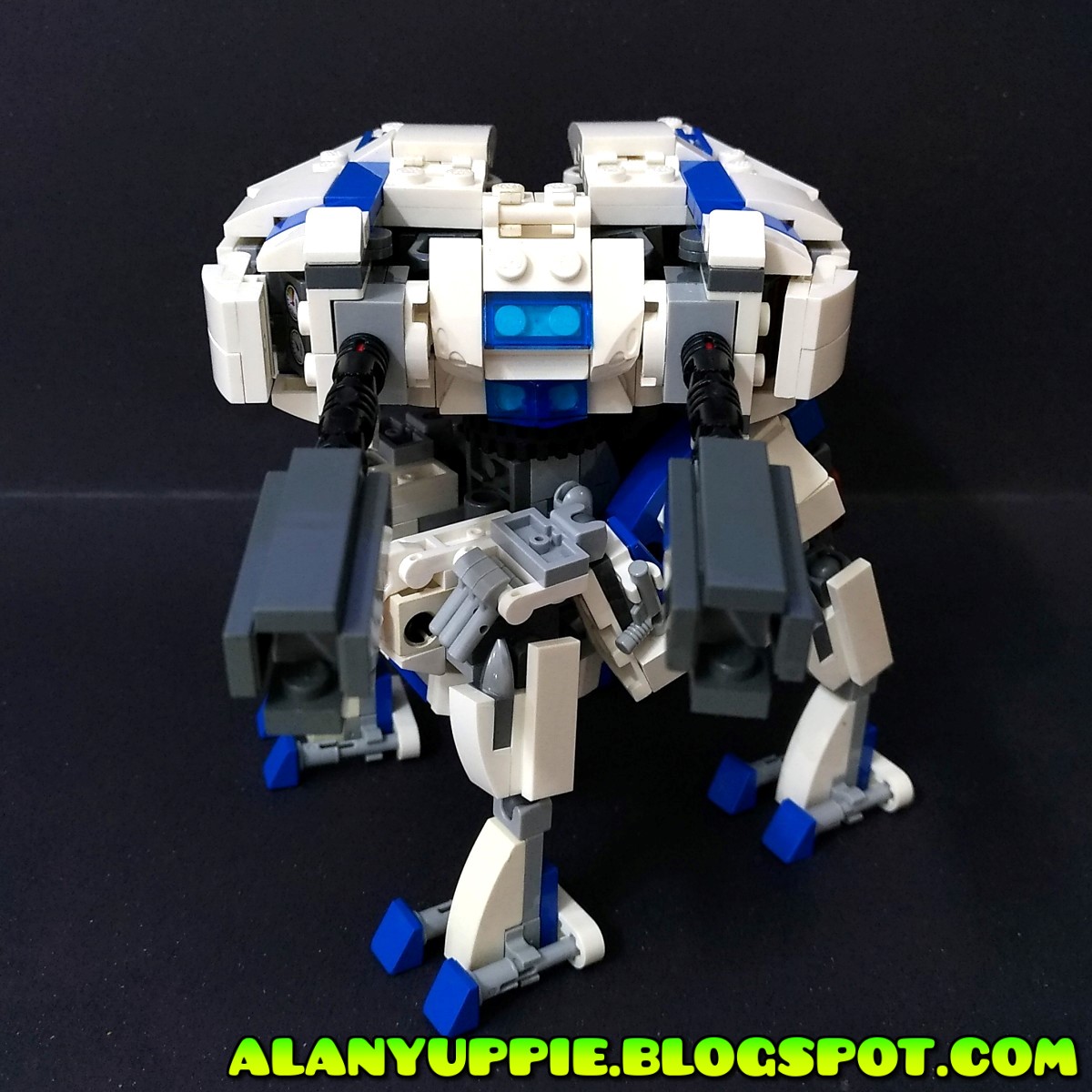 Alanyuppie's LEGO Transformers: LEGO Tankhead Mecha with a twist