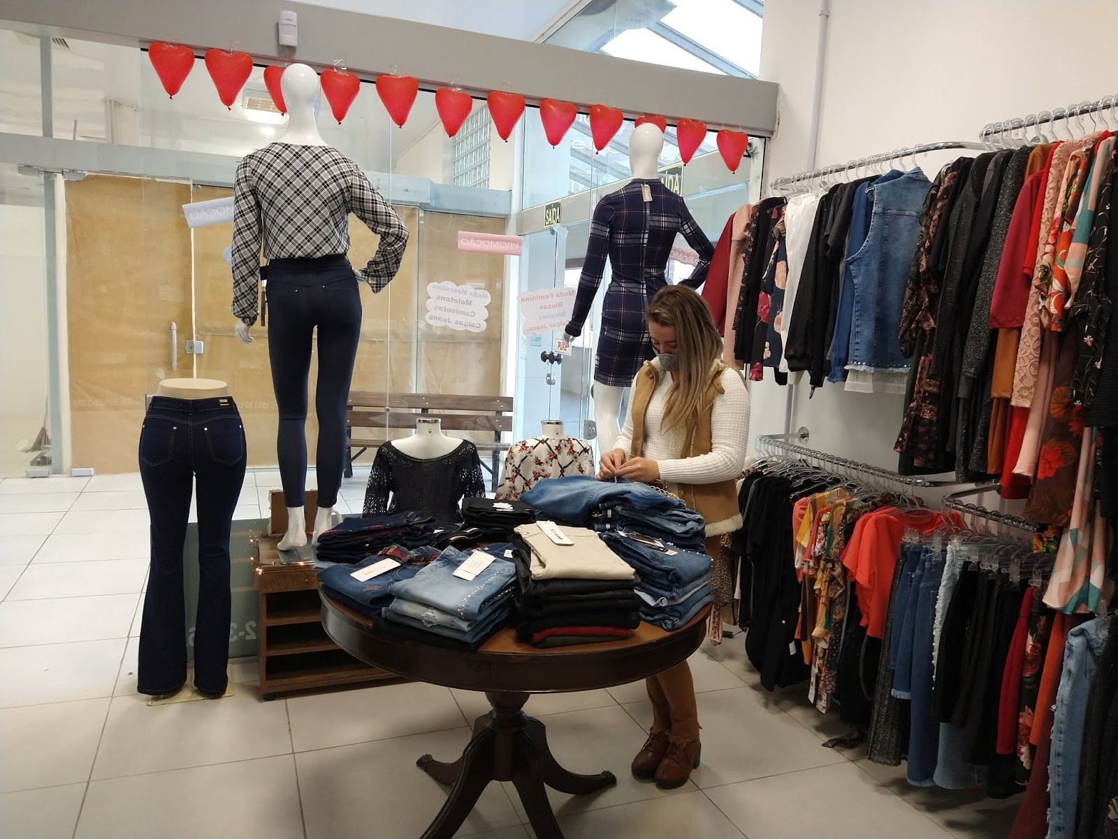 Charpe Modas segue com promoção de 30 a 50% de desconto - Coluna Ponto ...