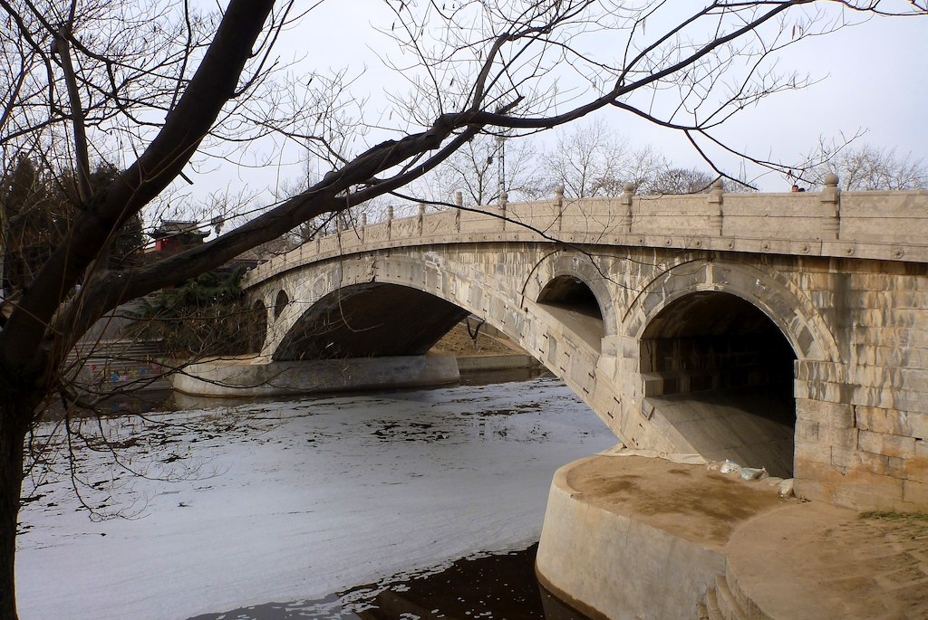 The Happy Pontist: "Chinese Bridges" by Knapp & Ong