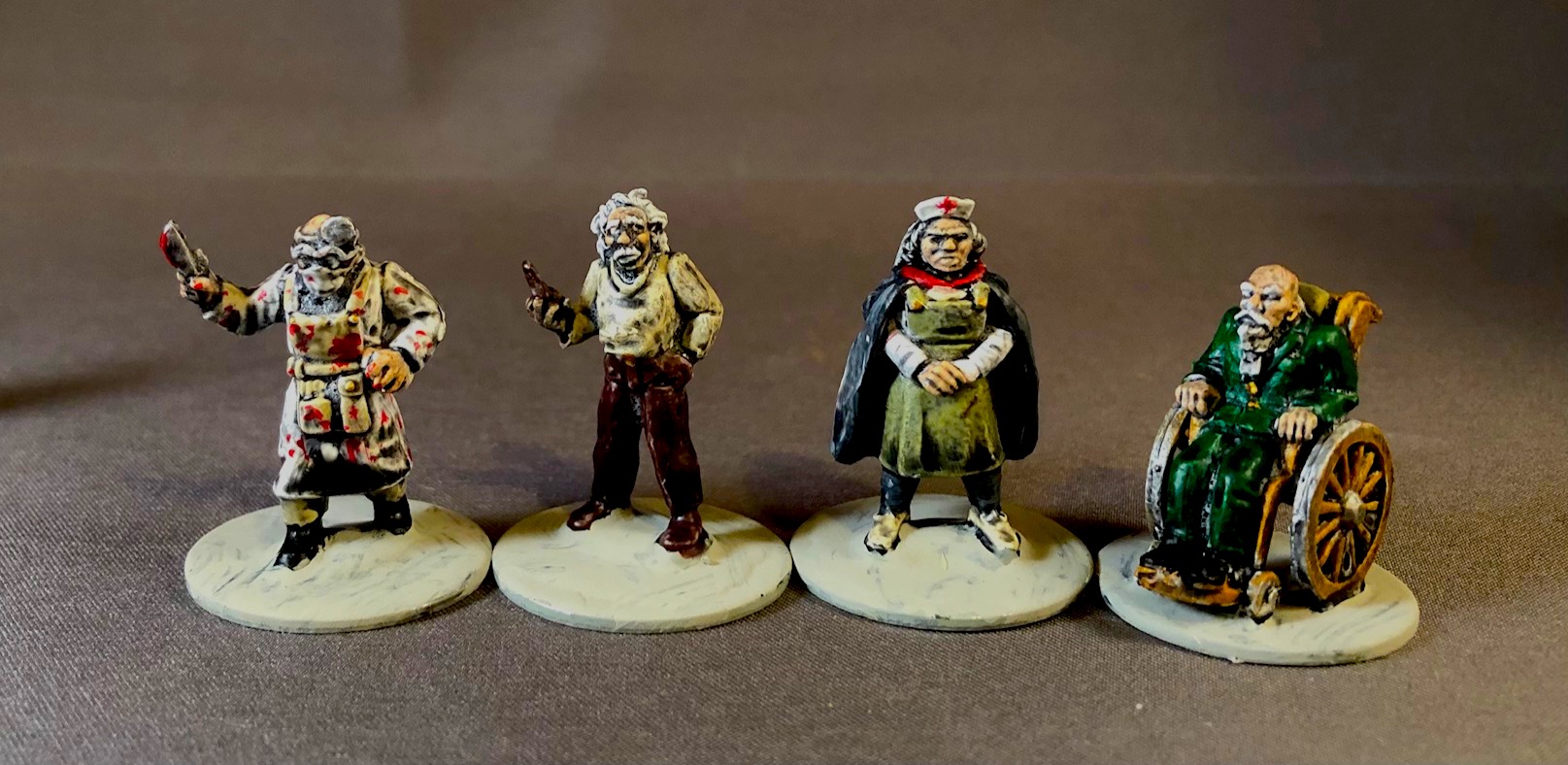 Bob's Miniature Wargaming Blog: 2mm terrain and 28mm pulp