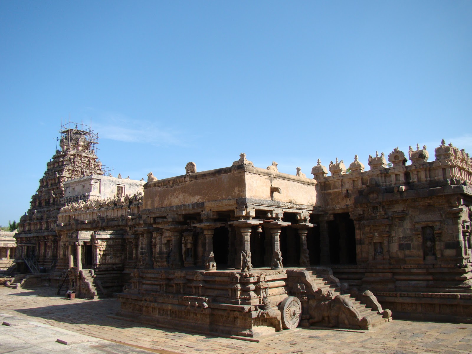 Ātmaprajñānanda Saraswati: Airävateswara Temple, Däräsuram