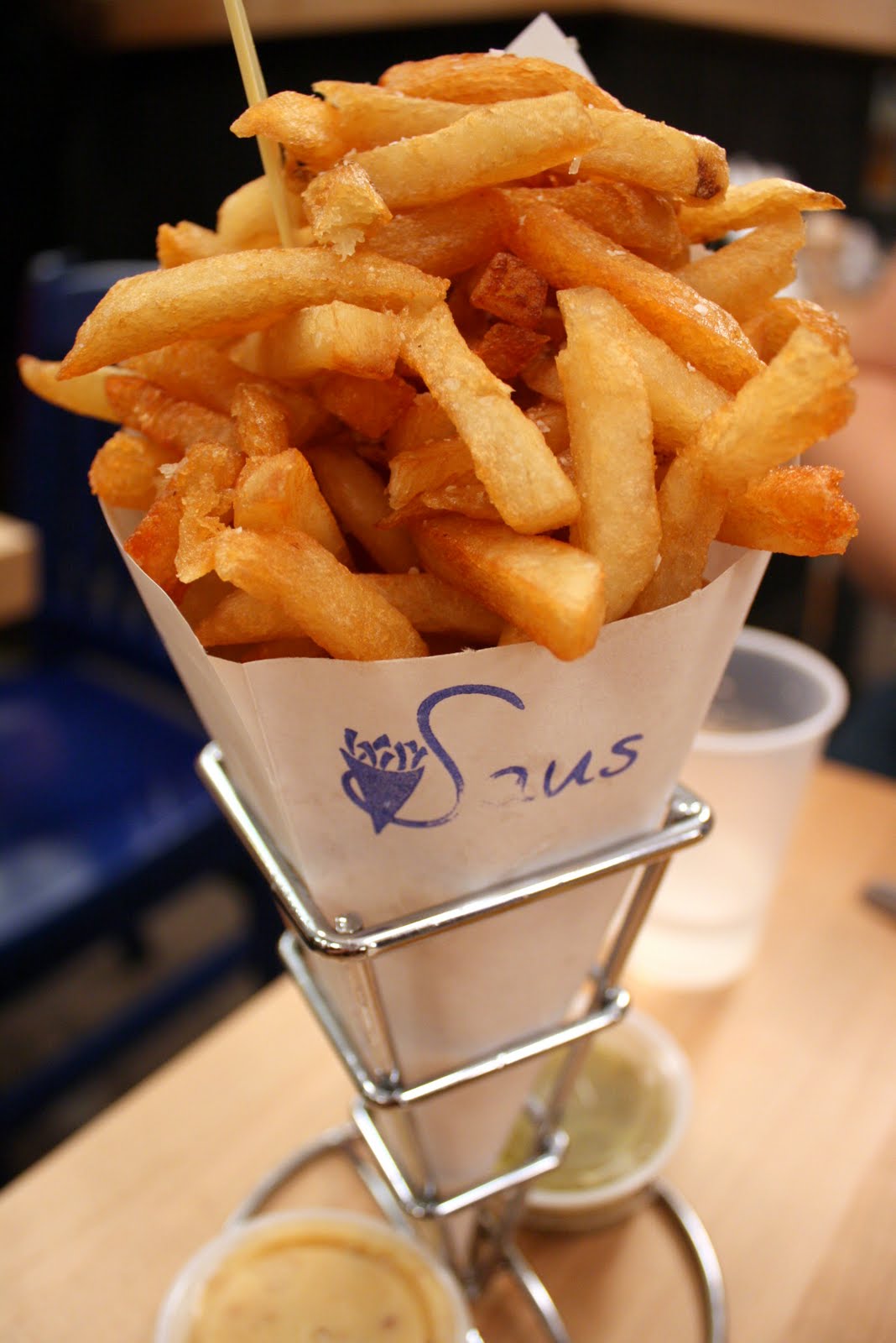 Cave Cibum: Saus, Boston