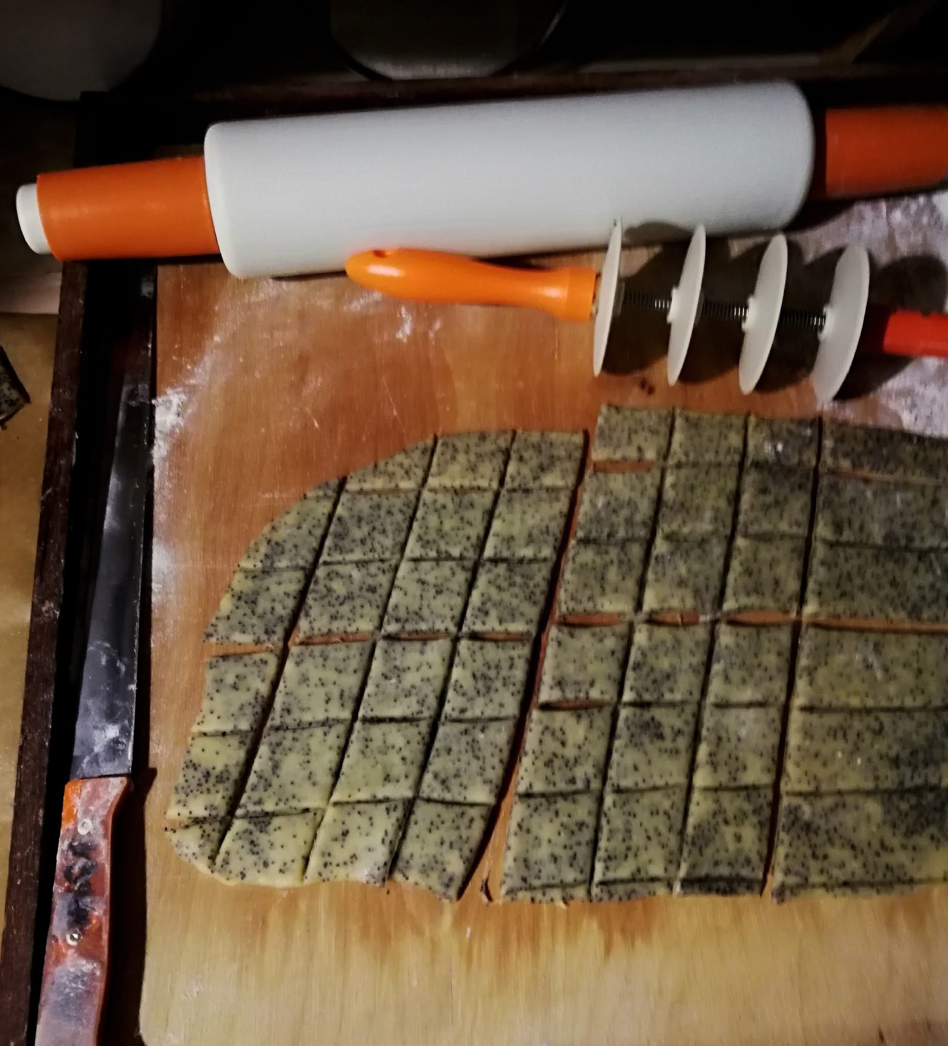 W kuchni GRA: Ciastka z makiem - Mohn Kichlach (Izrael)