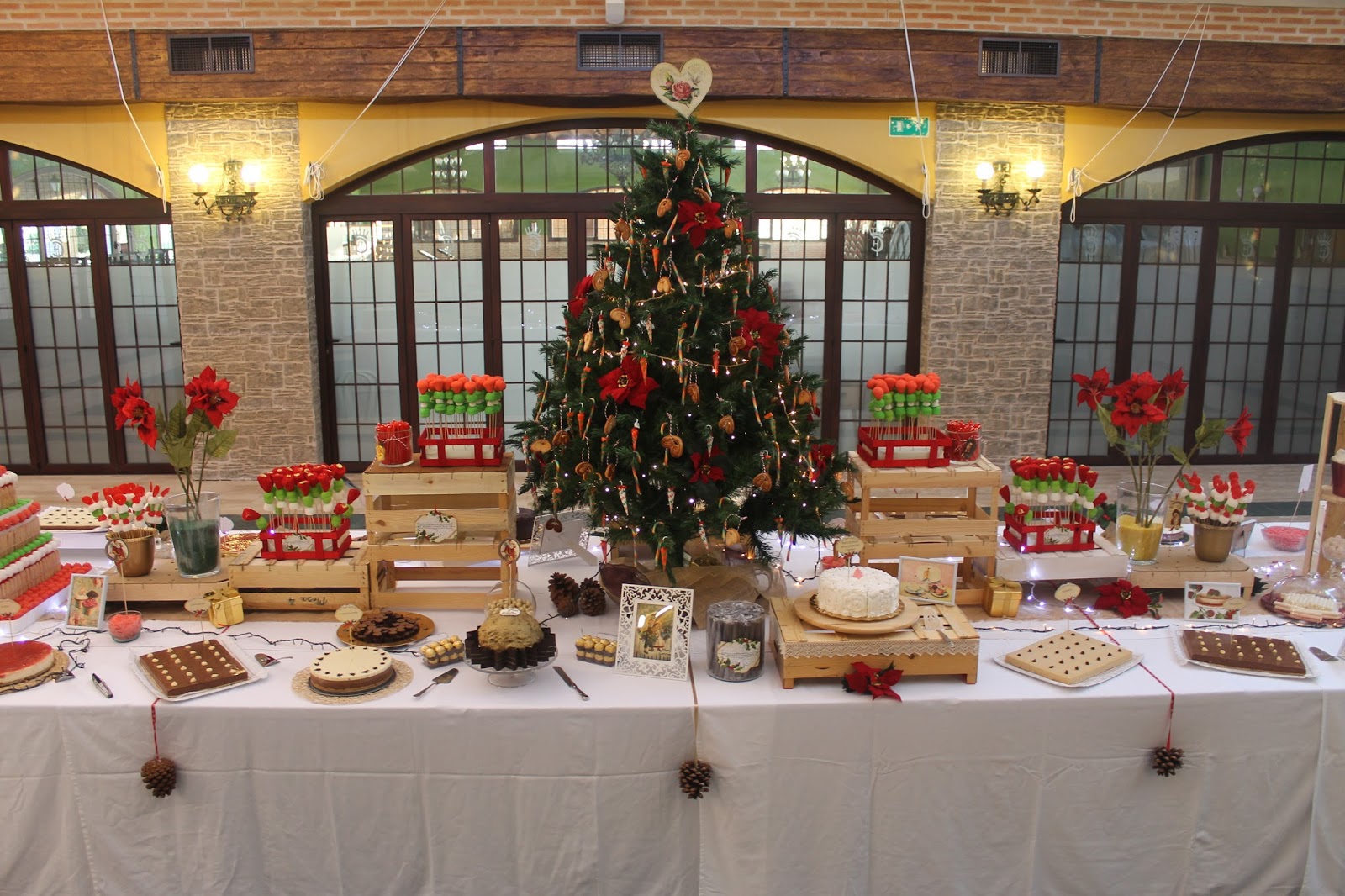 "Yo te lo guiso tu te lo comes": Buffet Navideño
