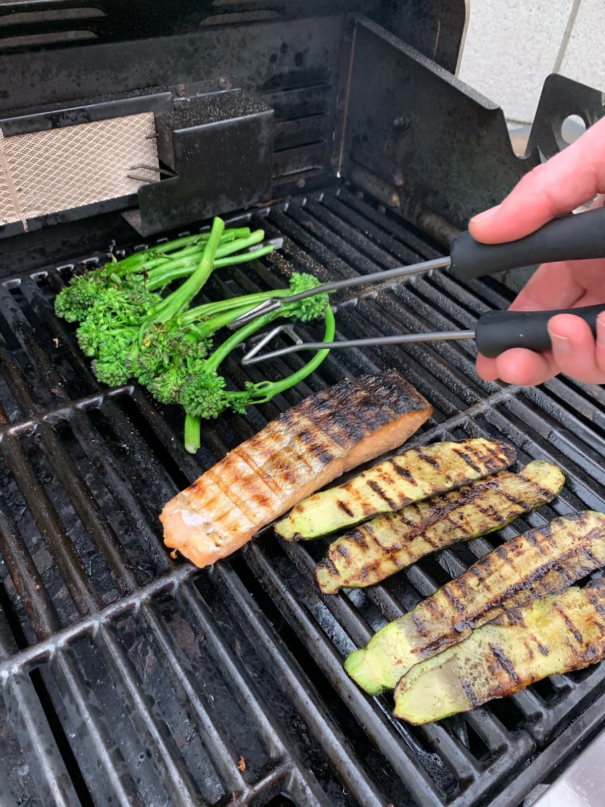 Food // Summer BBQ inspiration - Roses and Rolltops