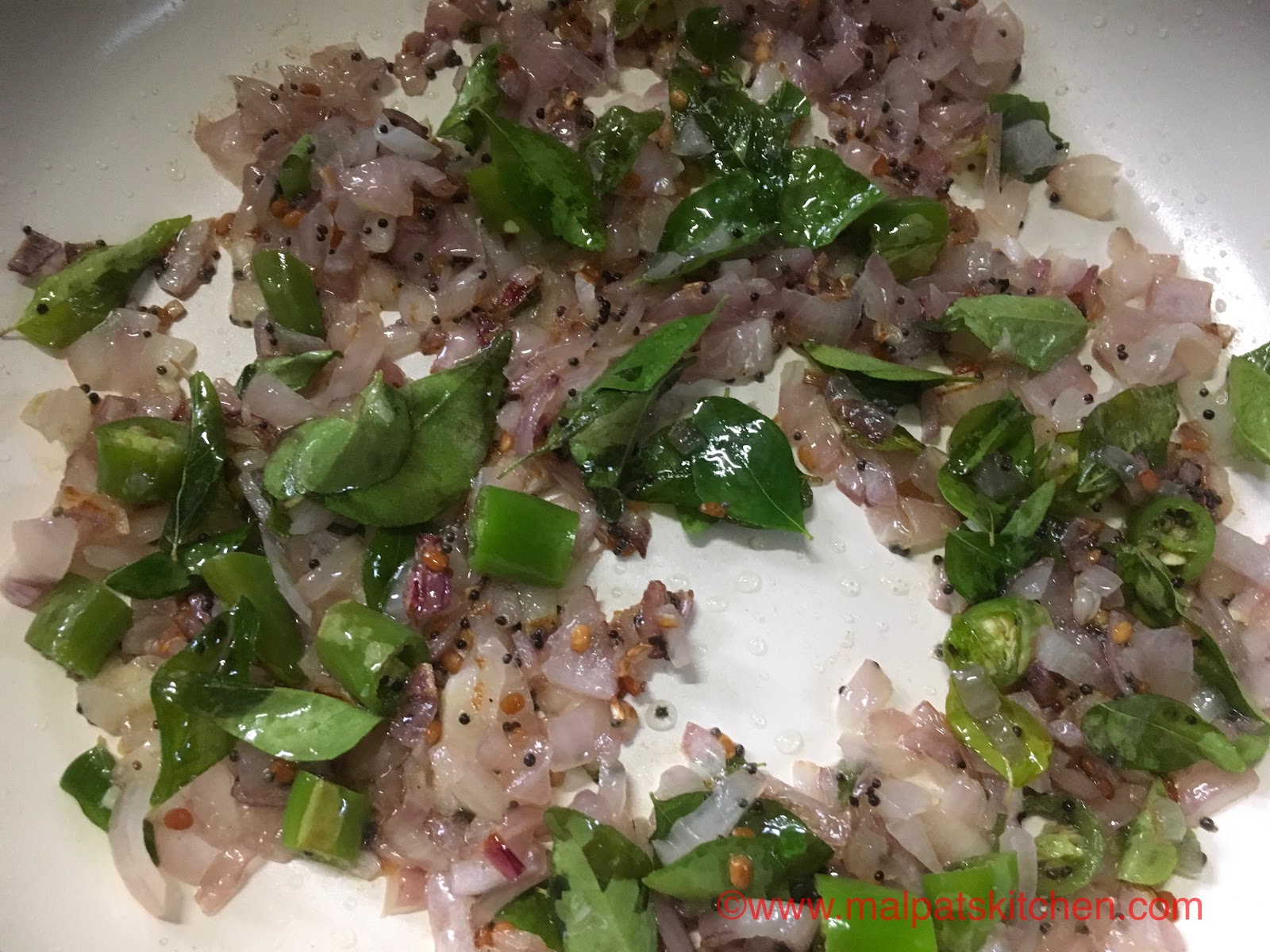 POTATO WHITE PODIMAS, how to make white aloo podimas ~ Malpats Kitchen