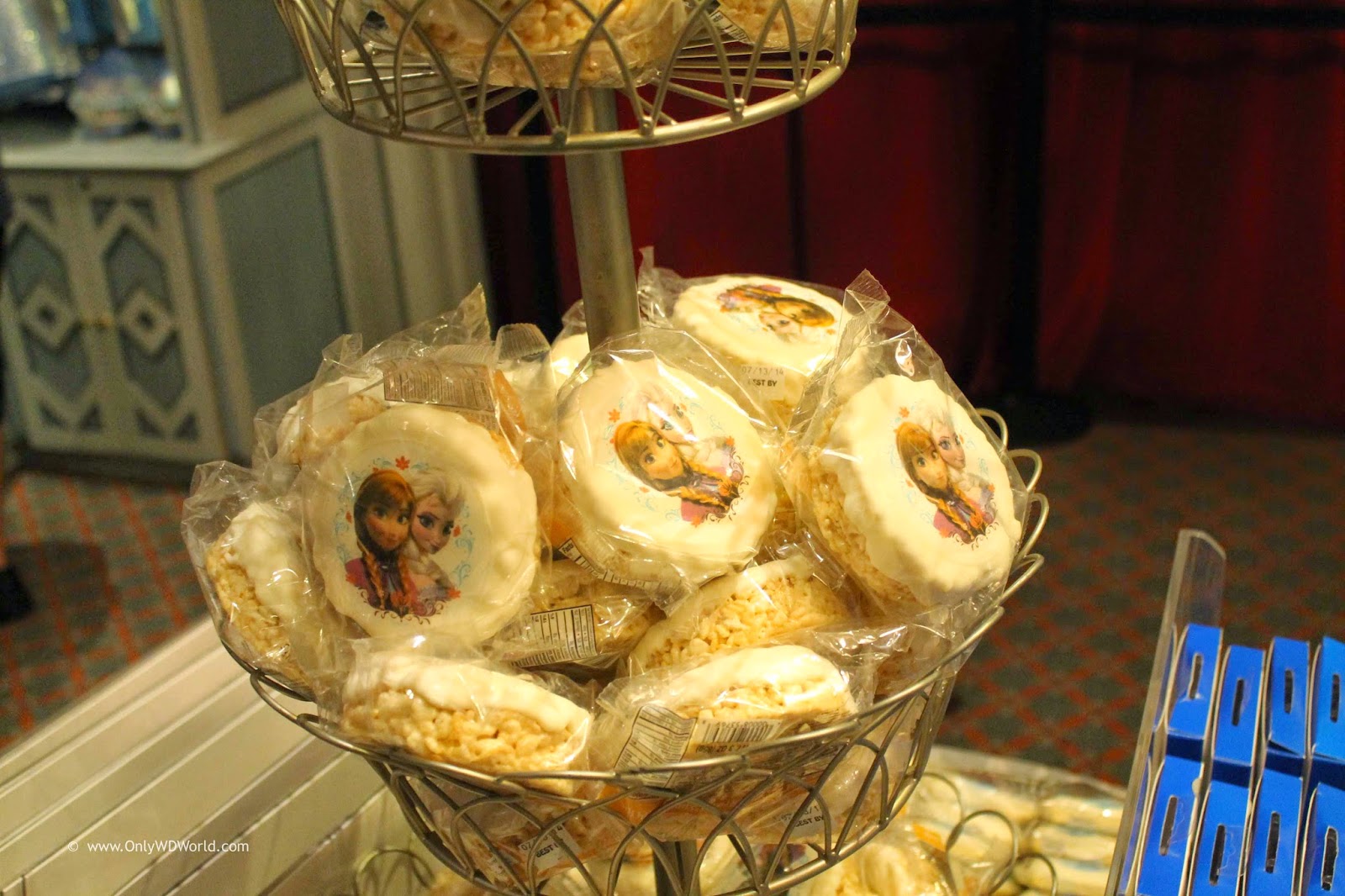 Frozen Themed Merchandise At Epcot Norway Pavilion | Disney World Blog ...