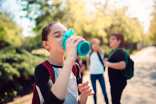 4 Care That Schools Must Have with Students Water