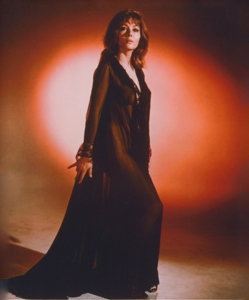Interesting Green: The Women of Hammer Films: Ingrid Pitt - Countess ...