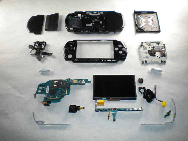 Upskill IT Workshop: Disassemble and Assemble your PSP 3000