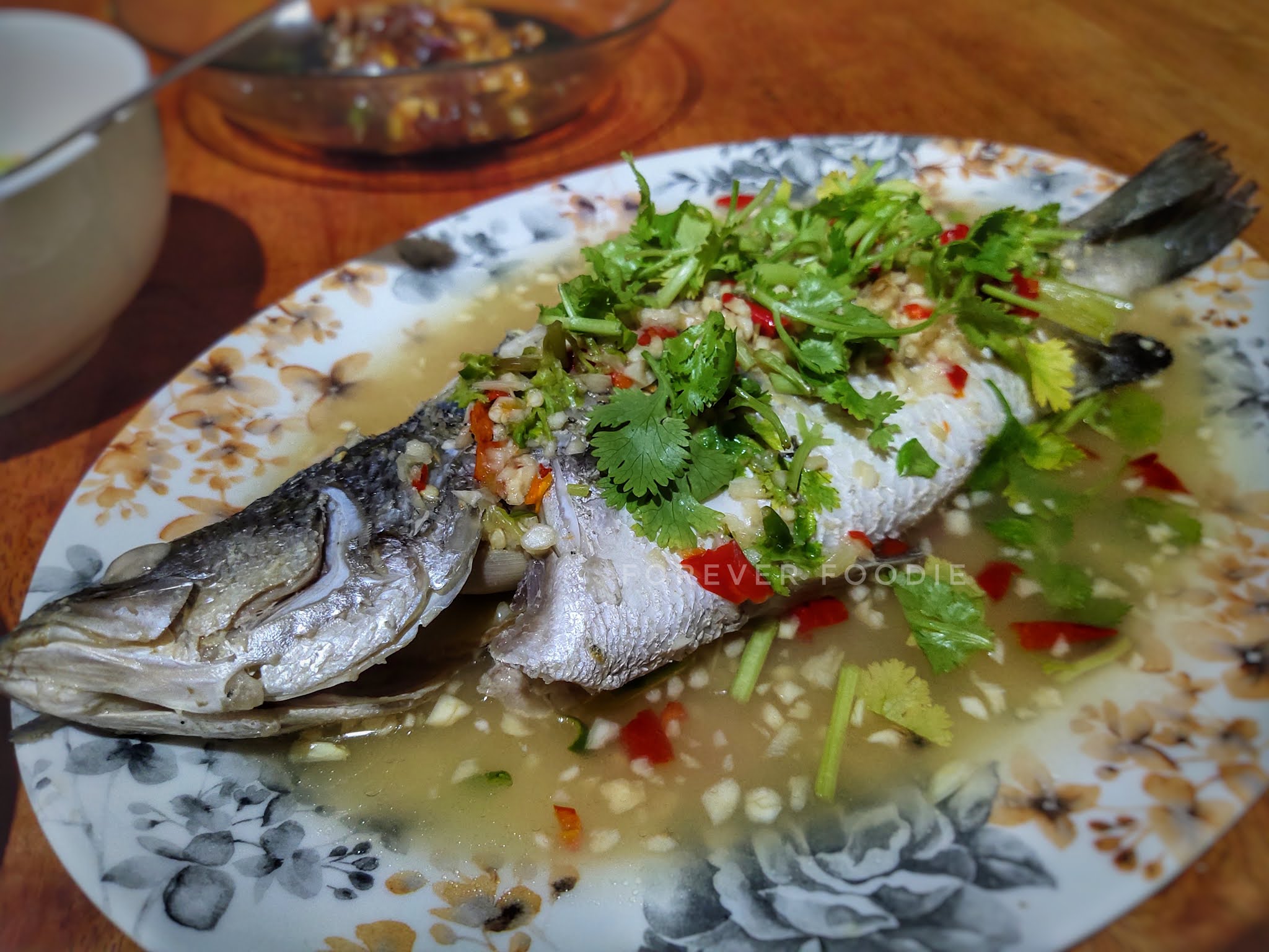 resepi ikan siakap stim halia - MoniqueteMarks