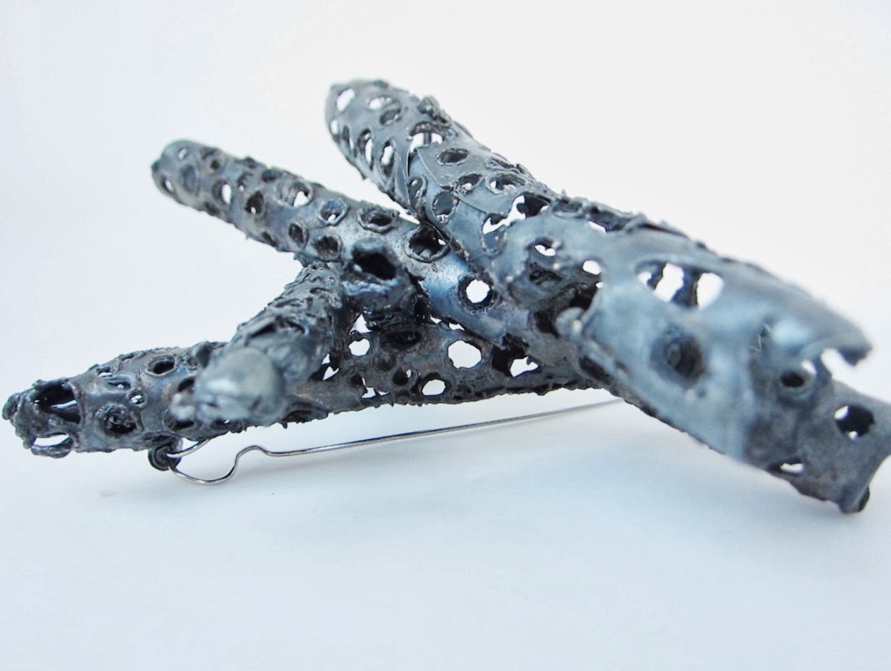 left-field: an artist run initiative: lucy pierpoint