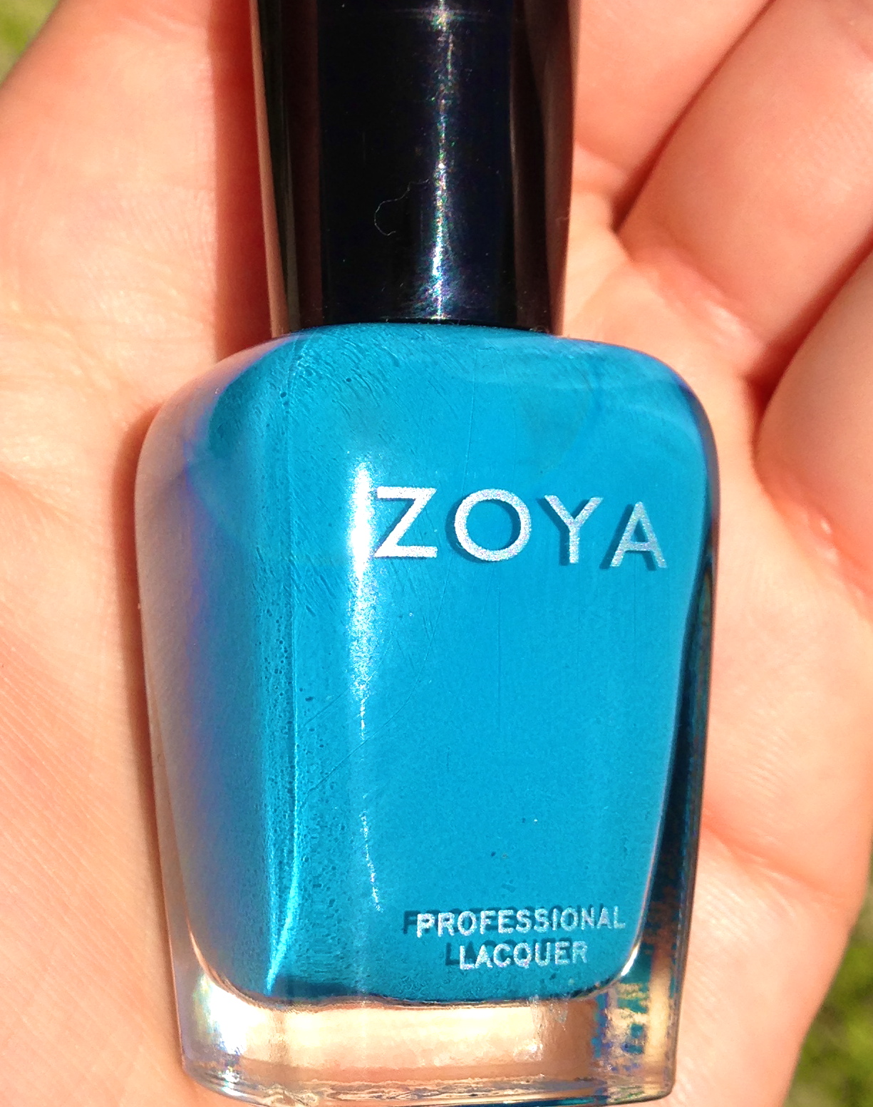 Zoya Robyn Swatch