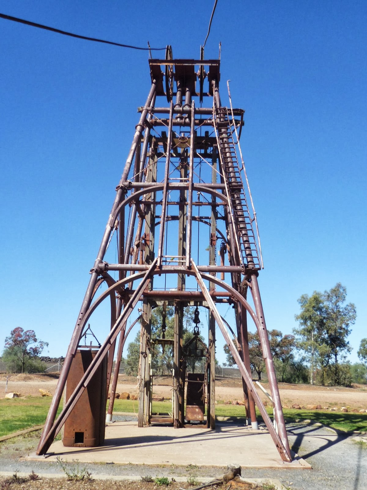 Witchwae Returns to Big Island: Cobar - Mining Heritage park