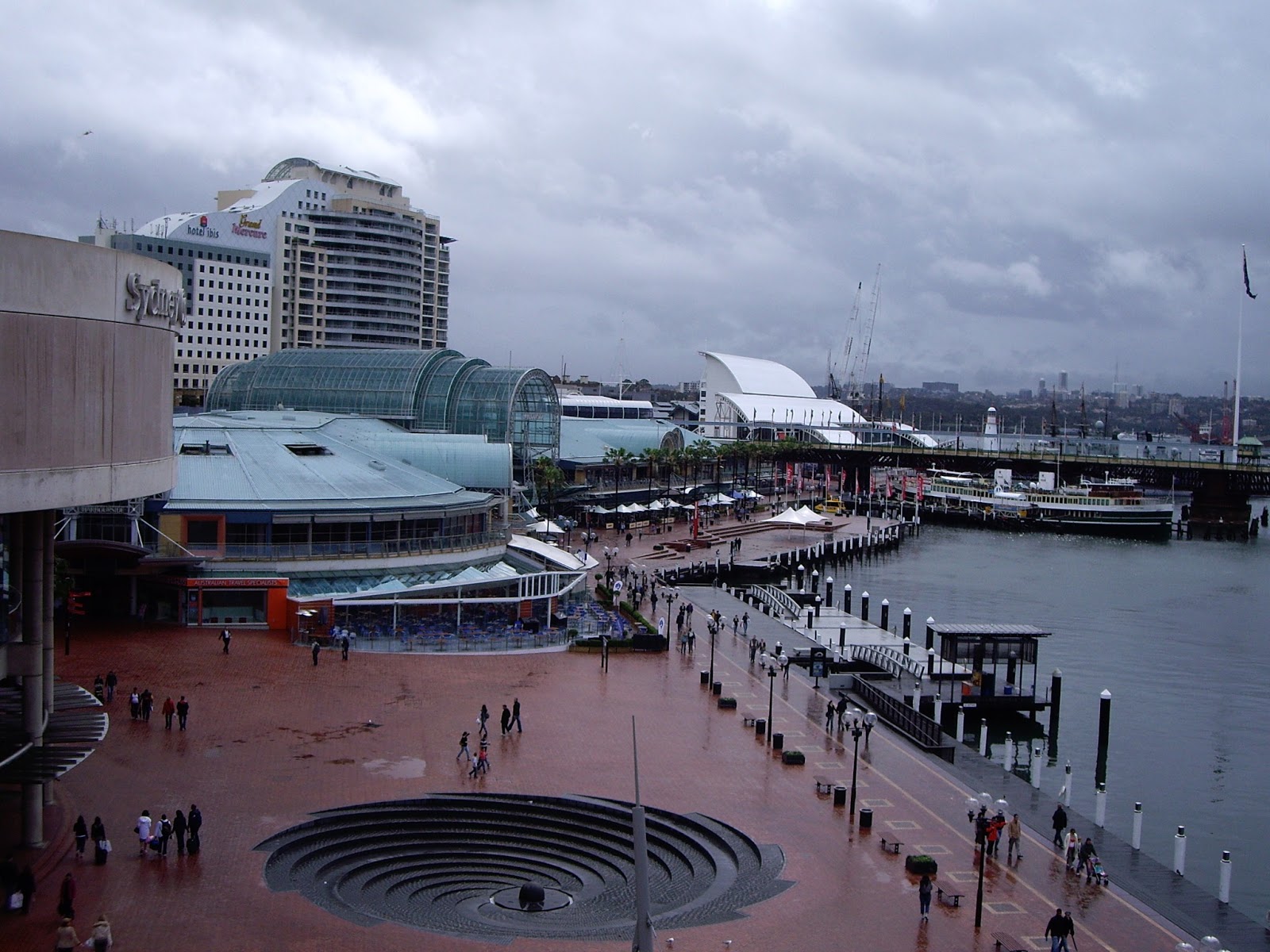 Pistis Food & Travel Journal: Dessert: Lindt Cafe (Sydney)