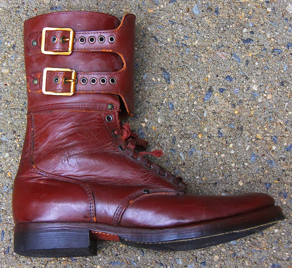 THRIFT SCORE...and more...: Vintage Jump Boots...