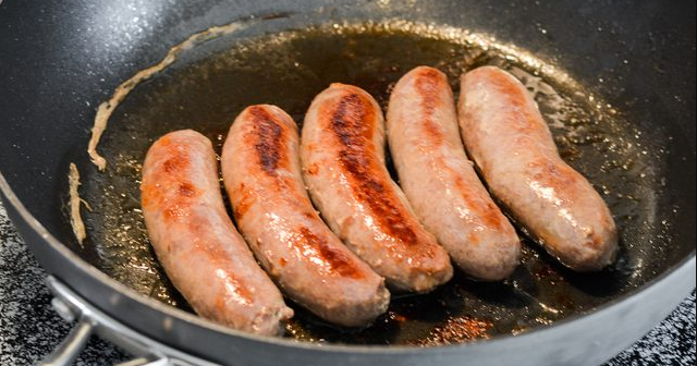 How To Cook Brats On The Stove