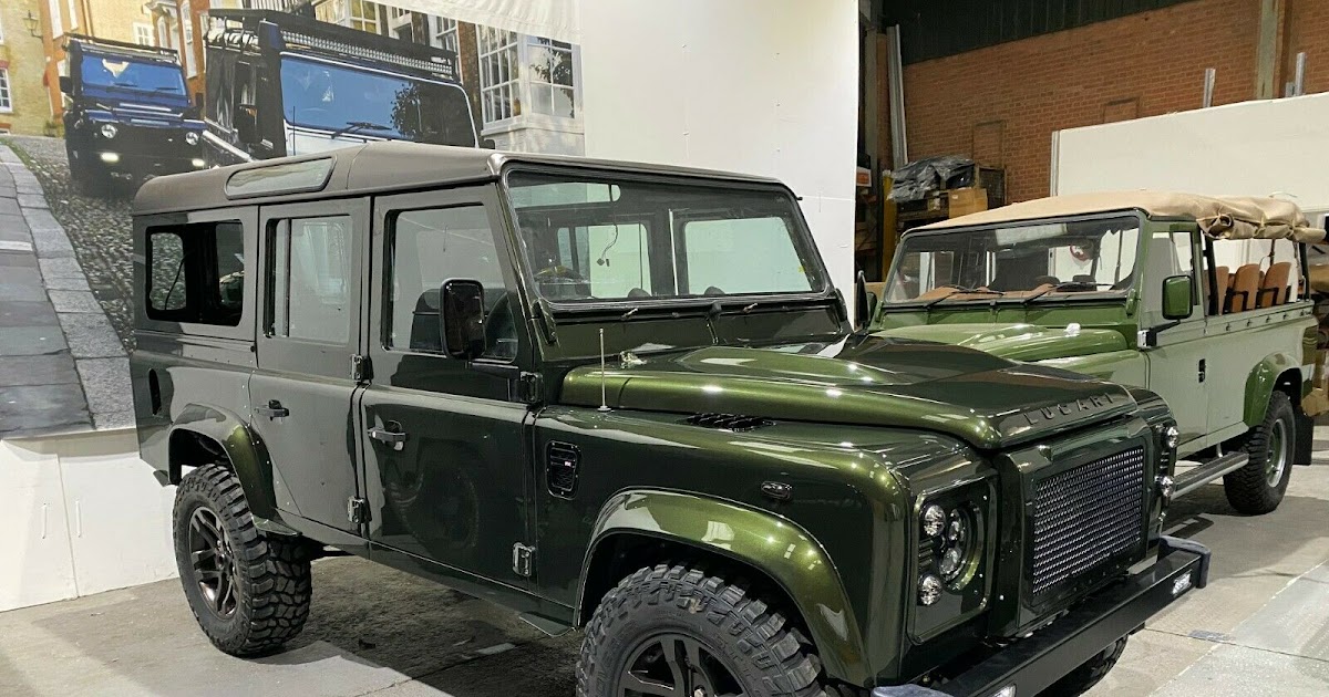 Landrover Defender: Land Rover Defender 110 2.2 TDCI 4 SEAT Station ...