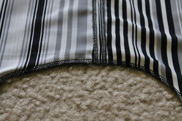 Straight Eight Sewing: Simplicity 4192 Pants Sew-Along