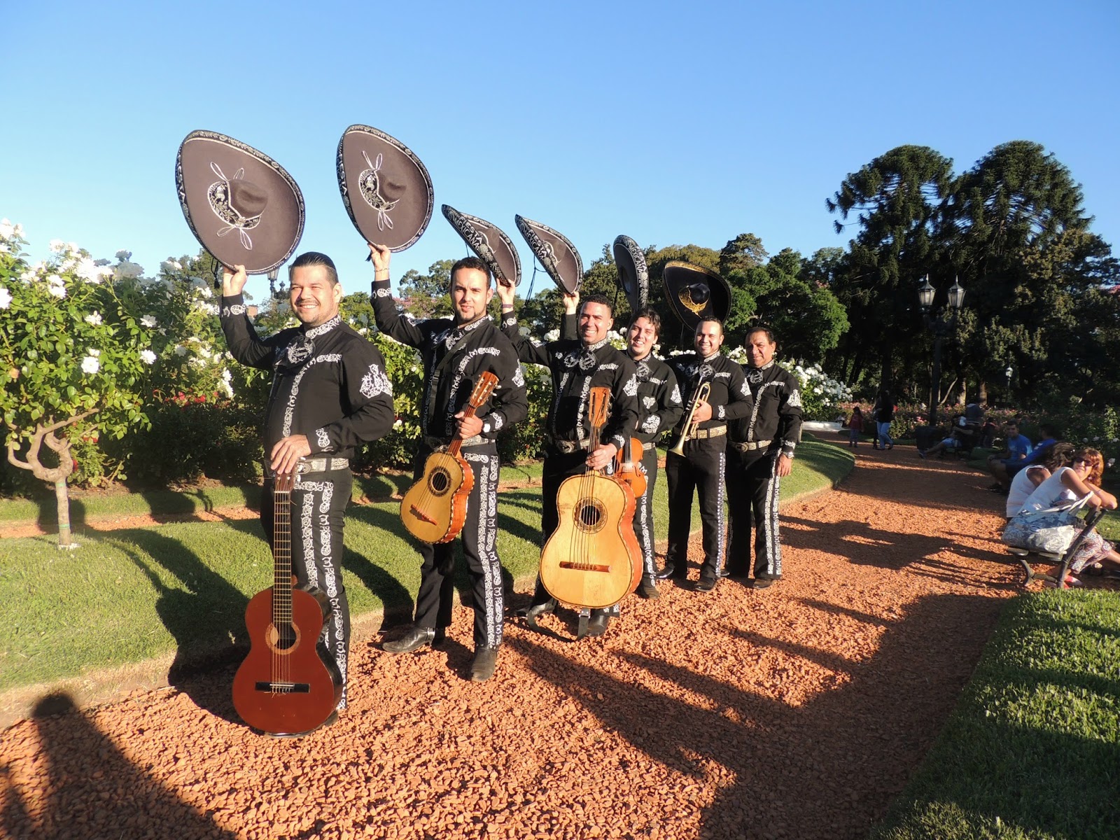 mariachi fiesta mexicana tlfs: +54(011)4867-3663 / 15-5054-7835