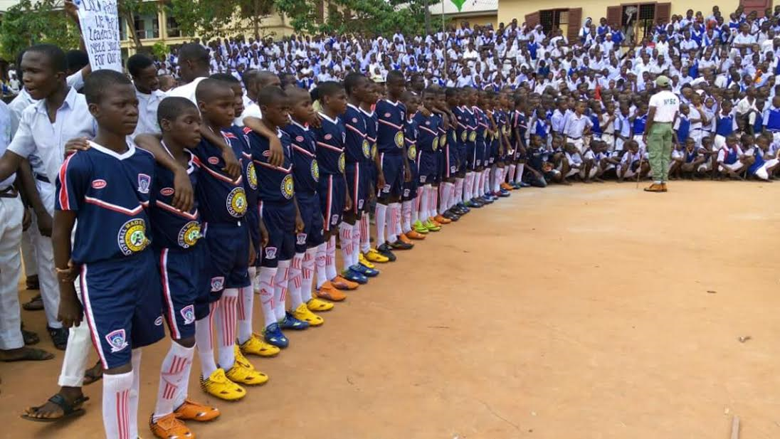 West Ham donates ?35,000 to ANSFA, Okongwu Grammar School, Kicks off ...