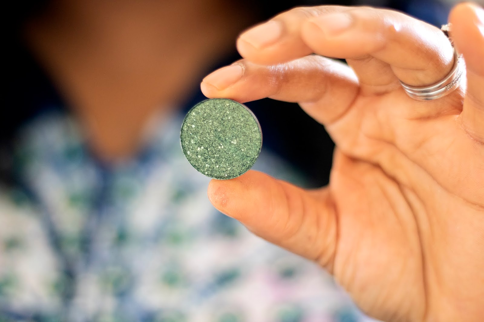 FashStyleLiv: Beautonomy Eyeshadow Palette Review (Customized Eyeshadows)