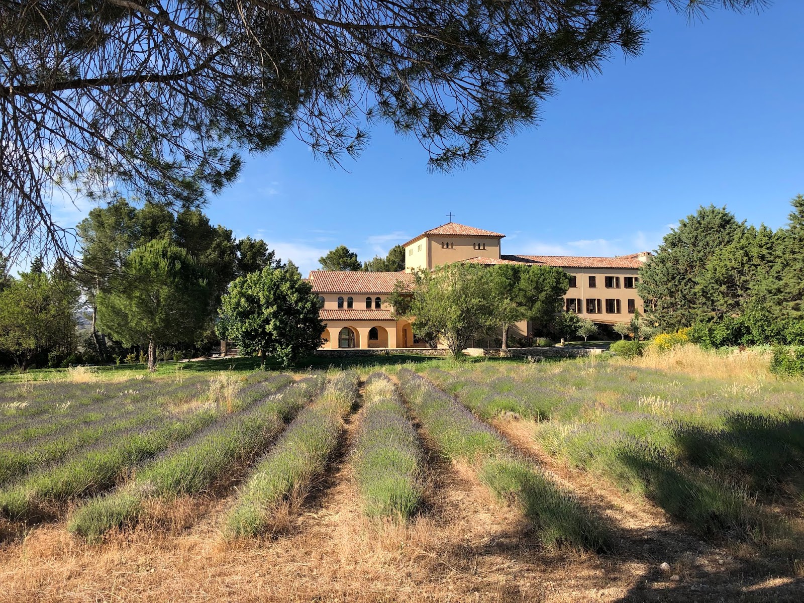 Jouques Convent in France Deserves Praise ~ Liturgical Arts Journal