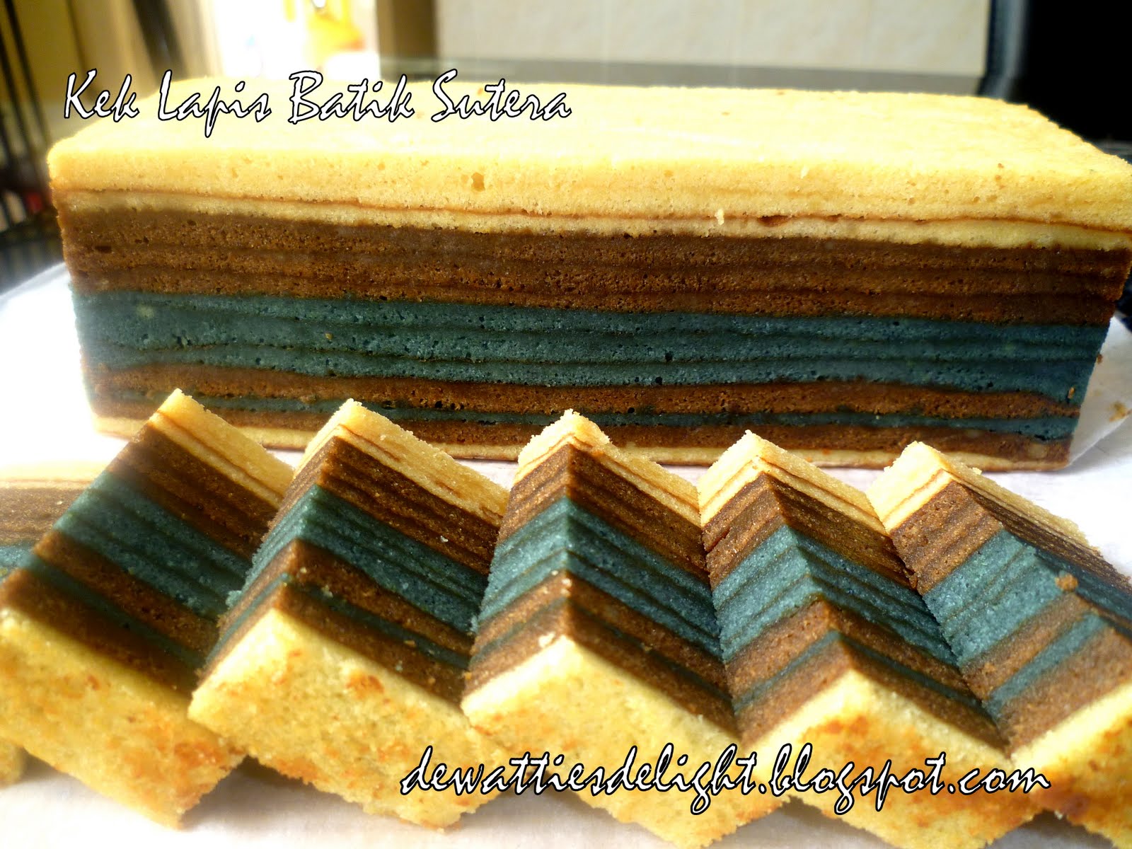 de Watties Delight: Kek Lapis Batik Sutera