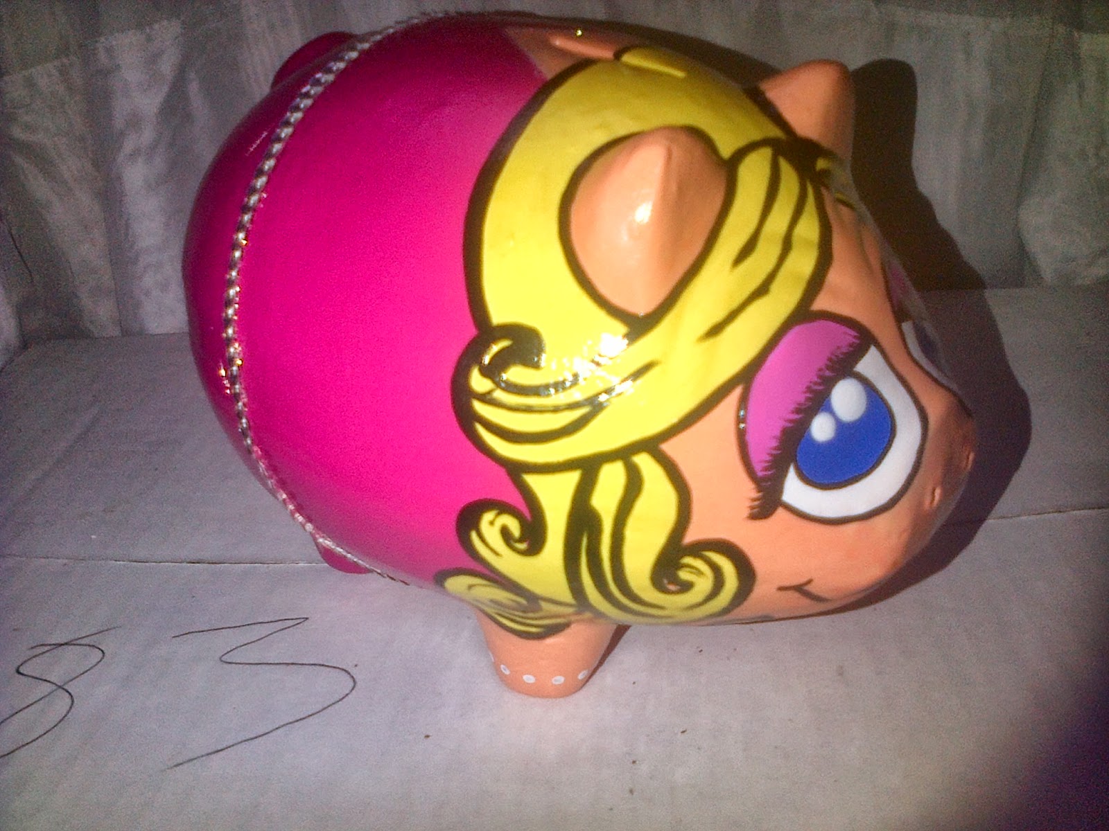 Marrana Pintada de "Peggy" - Mega Marranos pintados