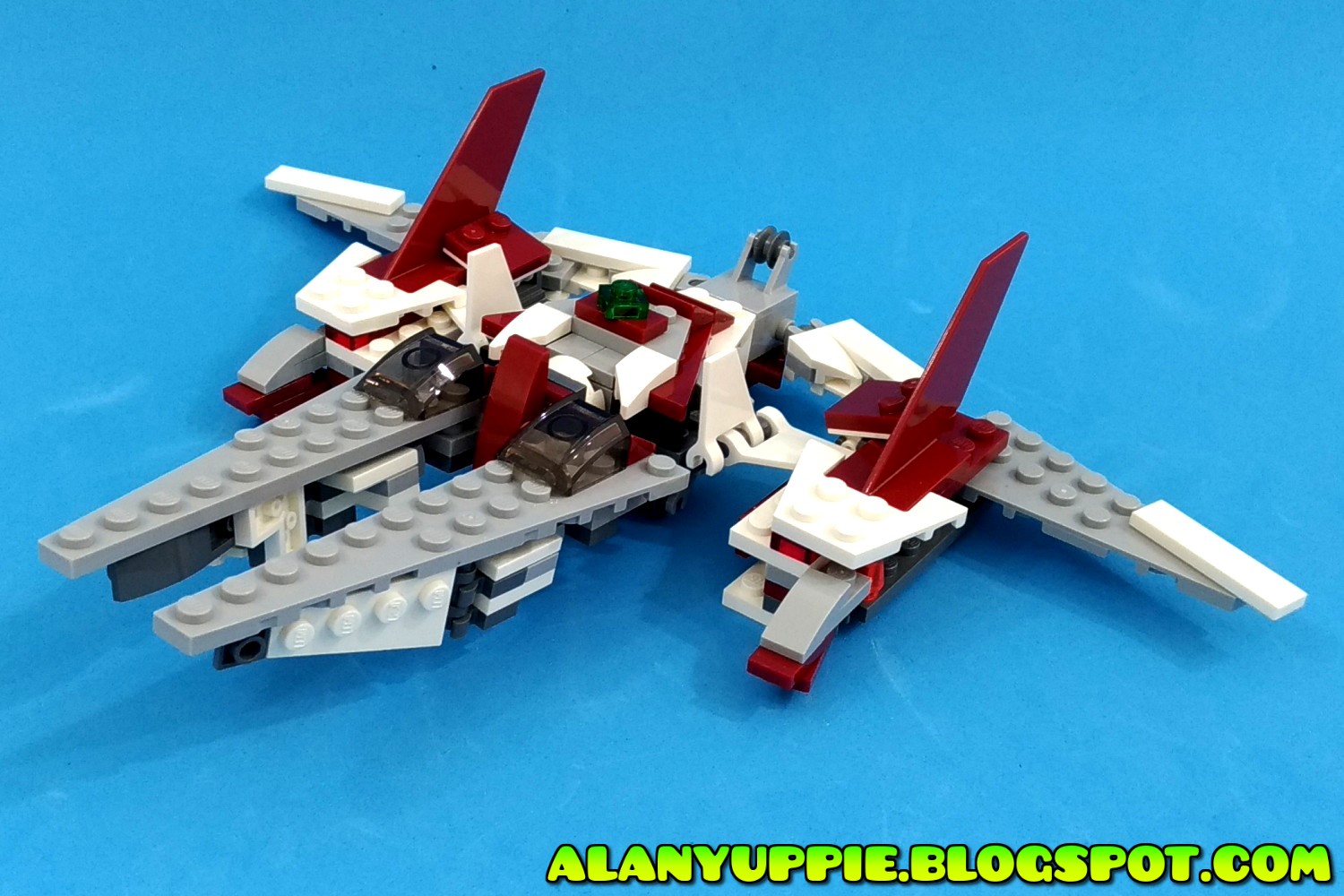 LEGO MOC Transformer Twinjet from LEGO Creator set 31086 by alanyuppie ...